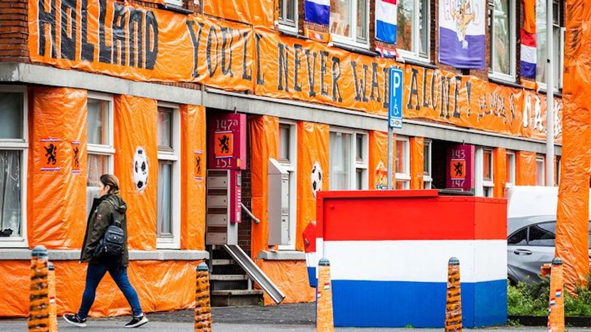 René van der Gijp fileert Frank de Boer - RoddelPraat - Showbizz en ... René van der Gijp fileert Frank de Boer - RoddelPraat - Showbizz en ...