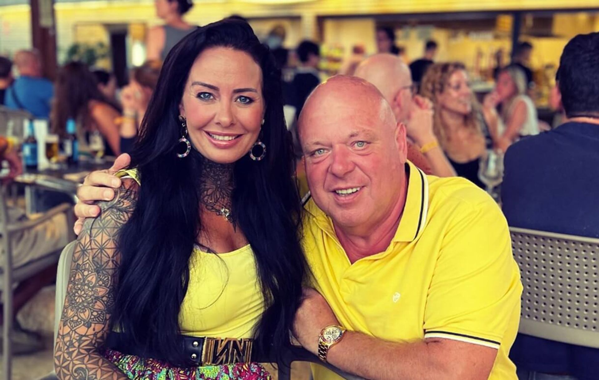 Wendy Van Hout In De Rechtbank 18 Filmpjes Verspreidt Roddelpraat Showbizz En